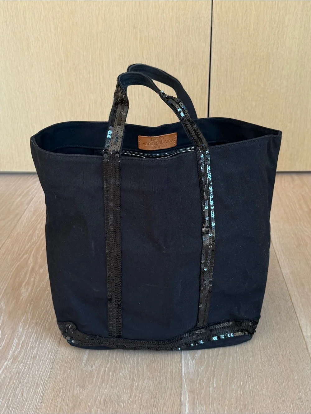 Vanessa Bruno | Bags | Vanessa Bruno Le Cabas M Black Sequintrim Canvas ...